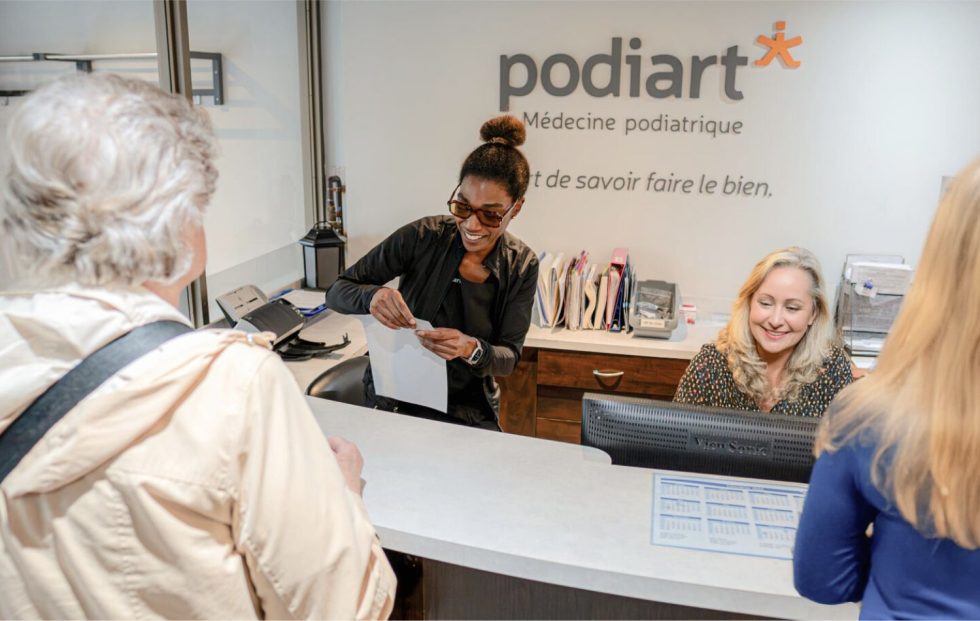 Chirurgie mini-invasive hallux valgus Laval